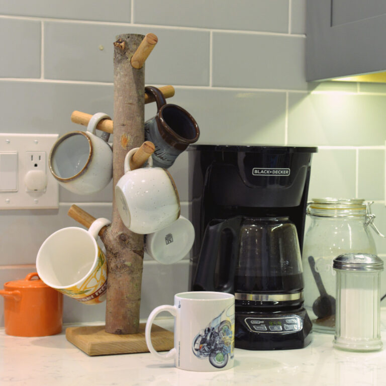 Mug Tree Coffee Mug Holder - Six Pegs - Weber Garage